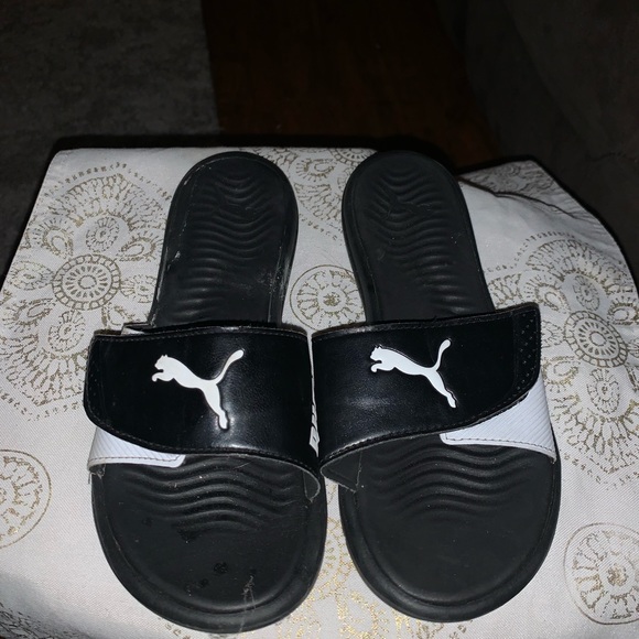 Puma | Shoes | Women Puma Velcro Slide Size 8 | Poshmark